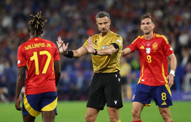 Evro-2024. Yarim final o‘yinlarini boshqarib boradigan hakamlar e’lon ...